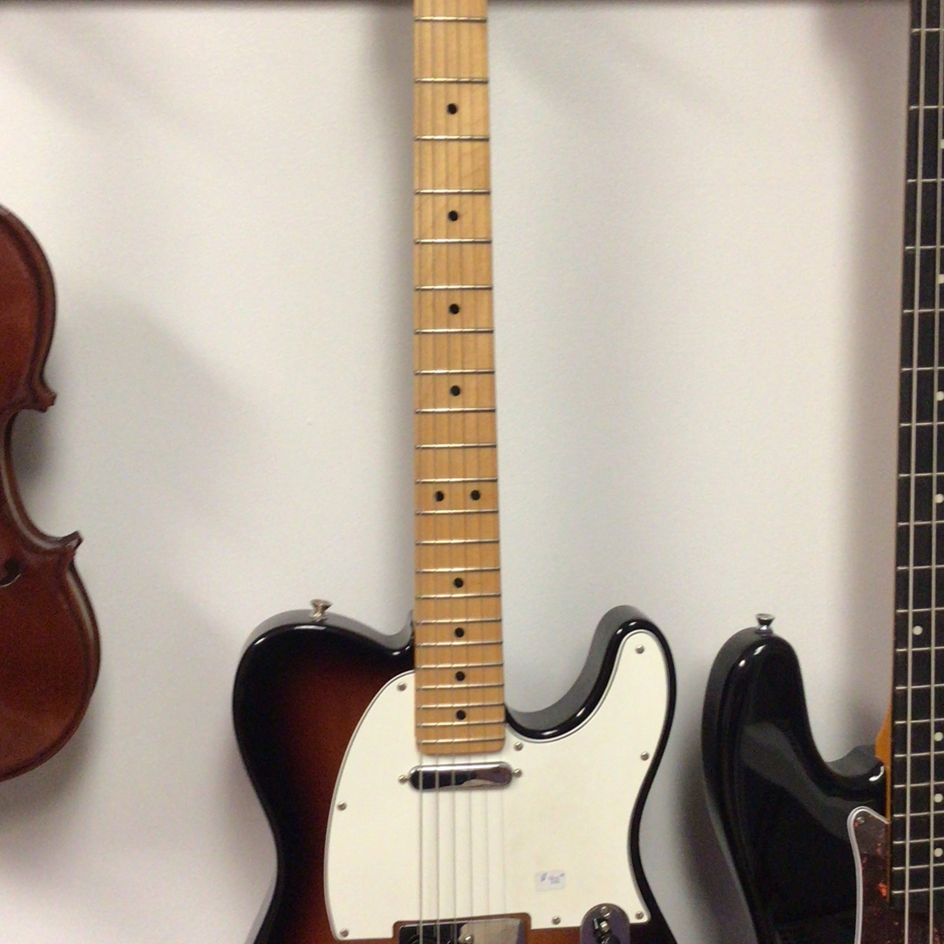 Fender Tele (consignment) | Hum And Strum Music